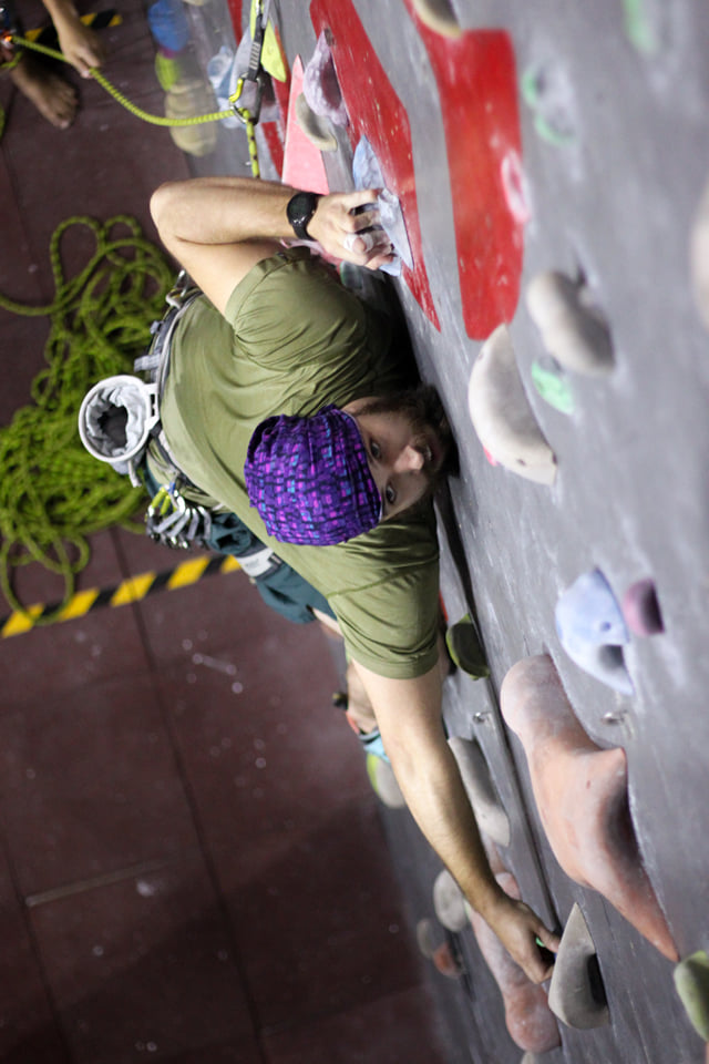 Lead Climbing vs Top Roping - Push Climbing